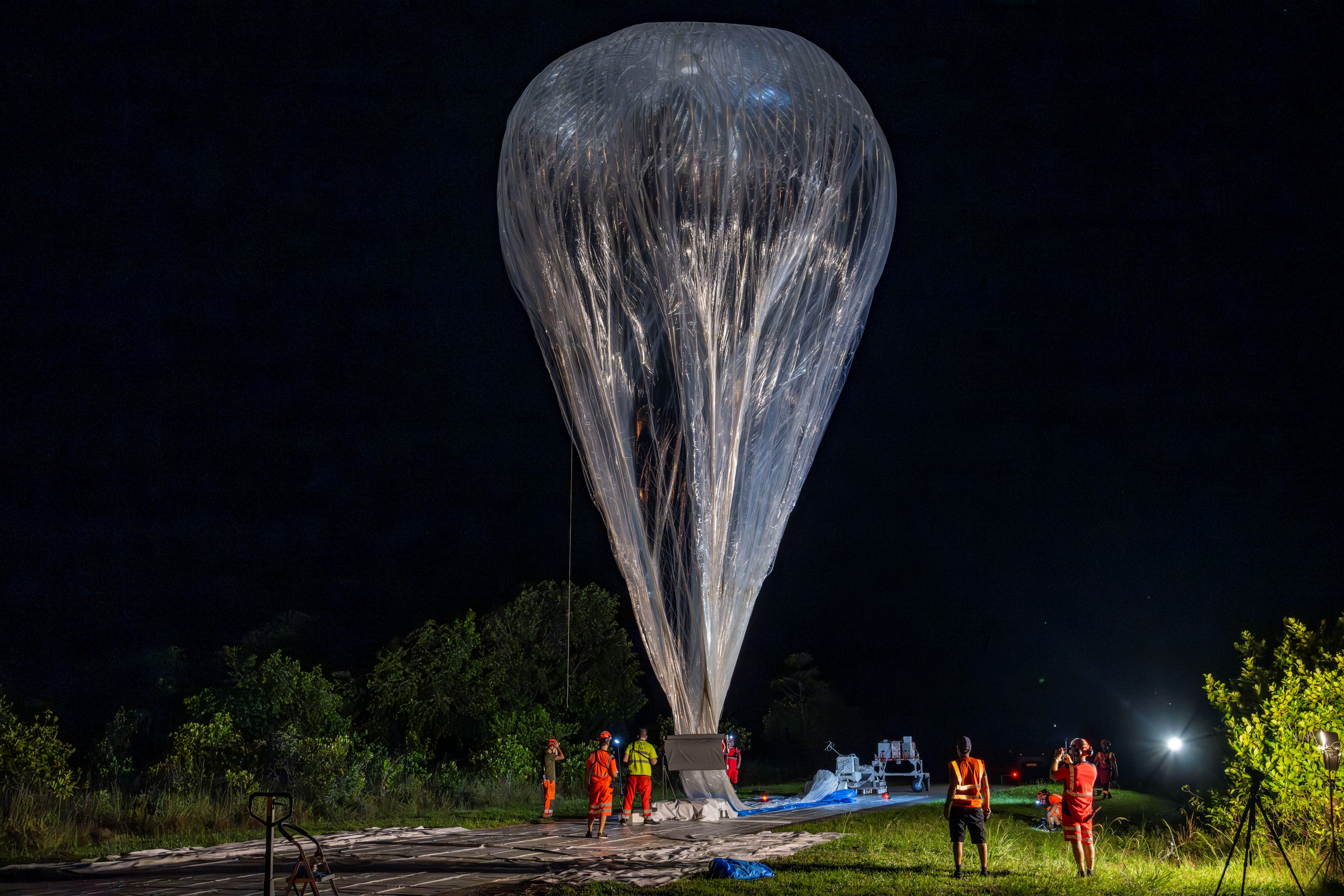 Succès pour le premier vol d'essai du ballon manoeuvrant BalMan | CNES